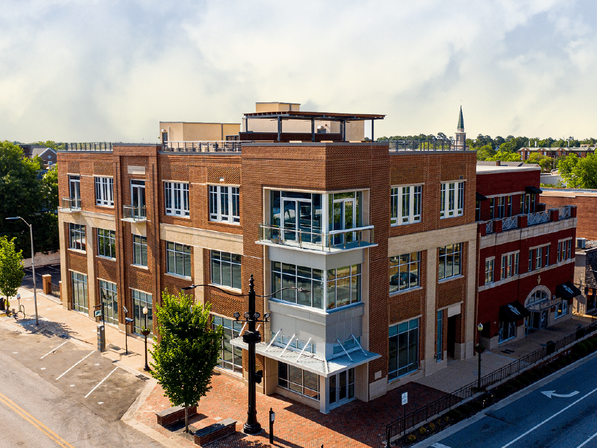 The Thomas Building Construction at Toomer’s Corner Completed in Auburn ...